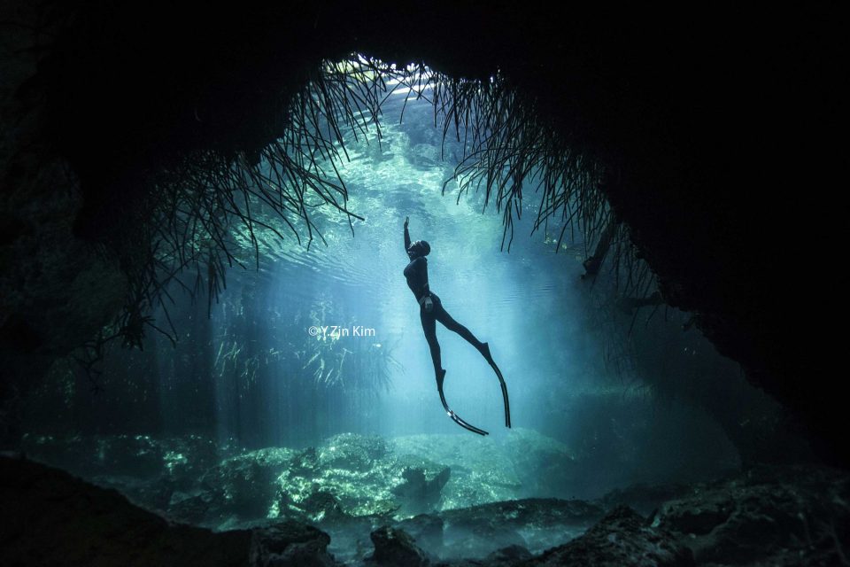 Celebrating Women In Diving - Underwater360